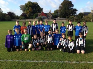 Respect – Castle Combe Colts U11’s line up – North Wilts Youth Football ...